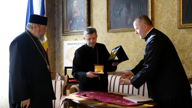 Decanul Facultății de Teologie, Pr. Conf. univ. dr. Viorel Cristian ...