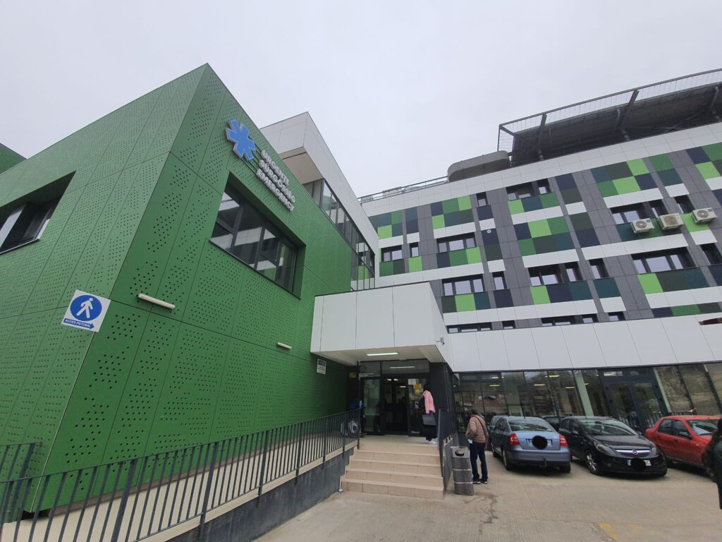 După ce s-au depus sute de dosare, concursul pentru cele 200 de posturi ...